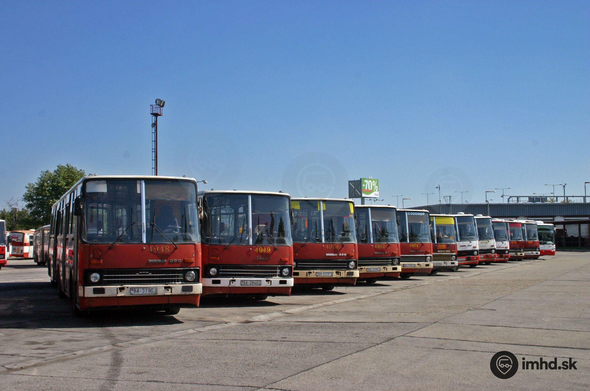 Linka 131 a Ikarus 283 #4510 • imhd.sk Bratislava