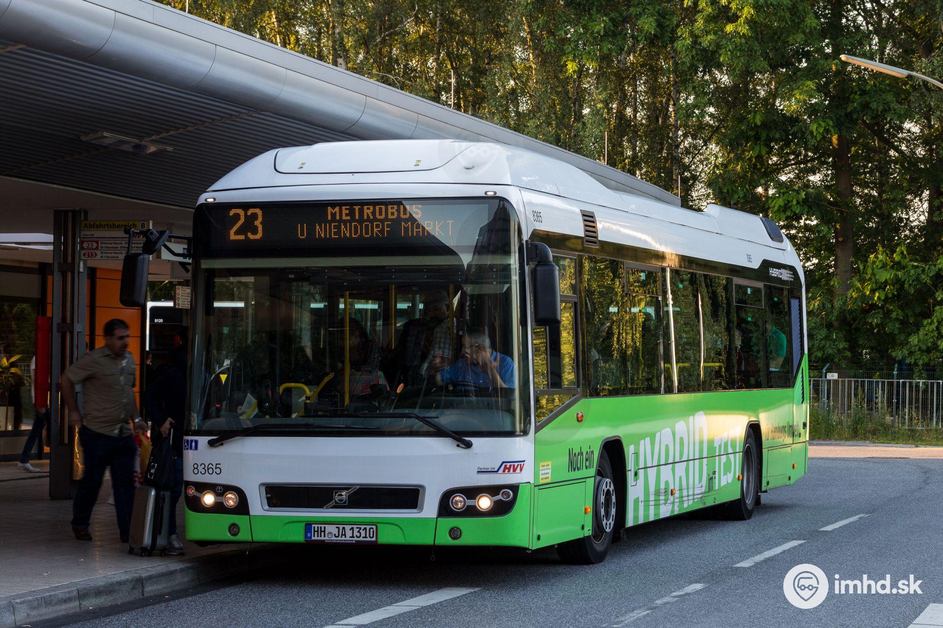 #91, FL 39891, route 12, Schaan, Postplatz, zastávka Schaan Bahnhof ...