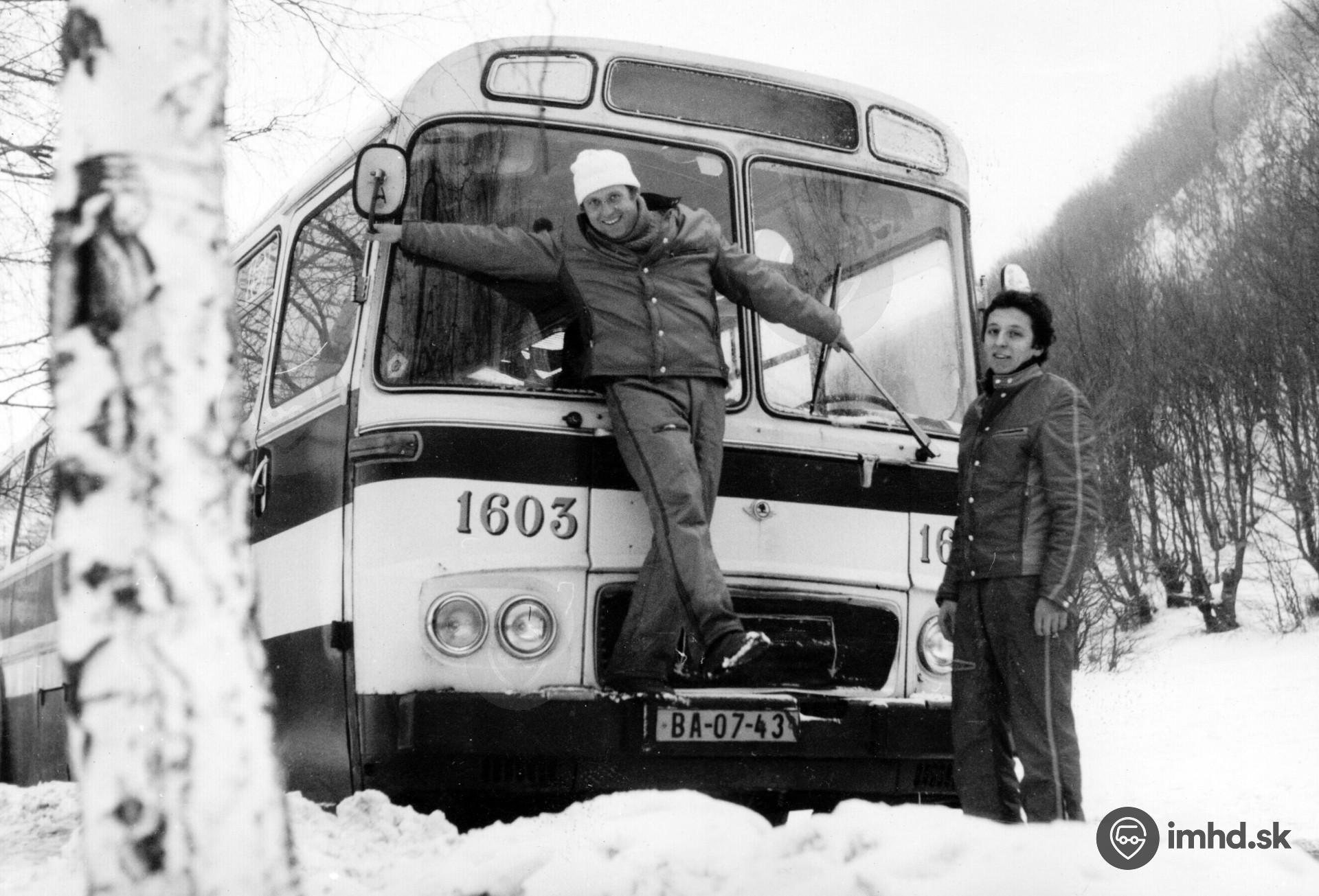 Tatra 24/58 #50 s novou karosériou a pohonom na drevoplyn • imhd.sk ...