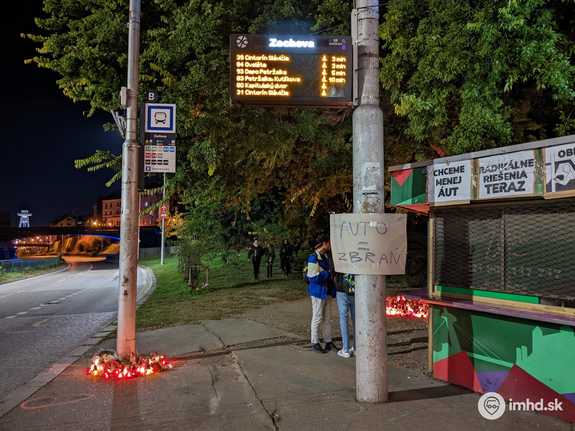 Krátkodobé obmedzenie premávky MHD na Staromestskej (2.10.2023 19:00 – 19:15) • imhd.sk Bratislava