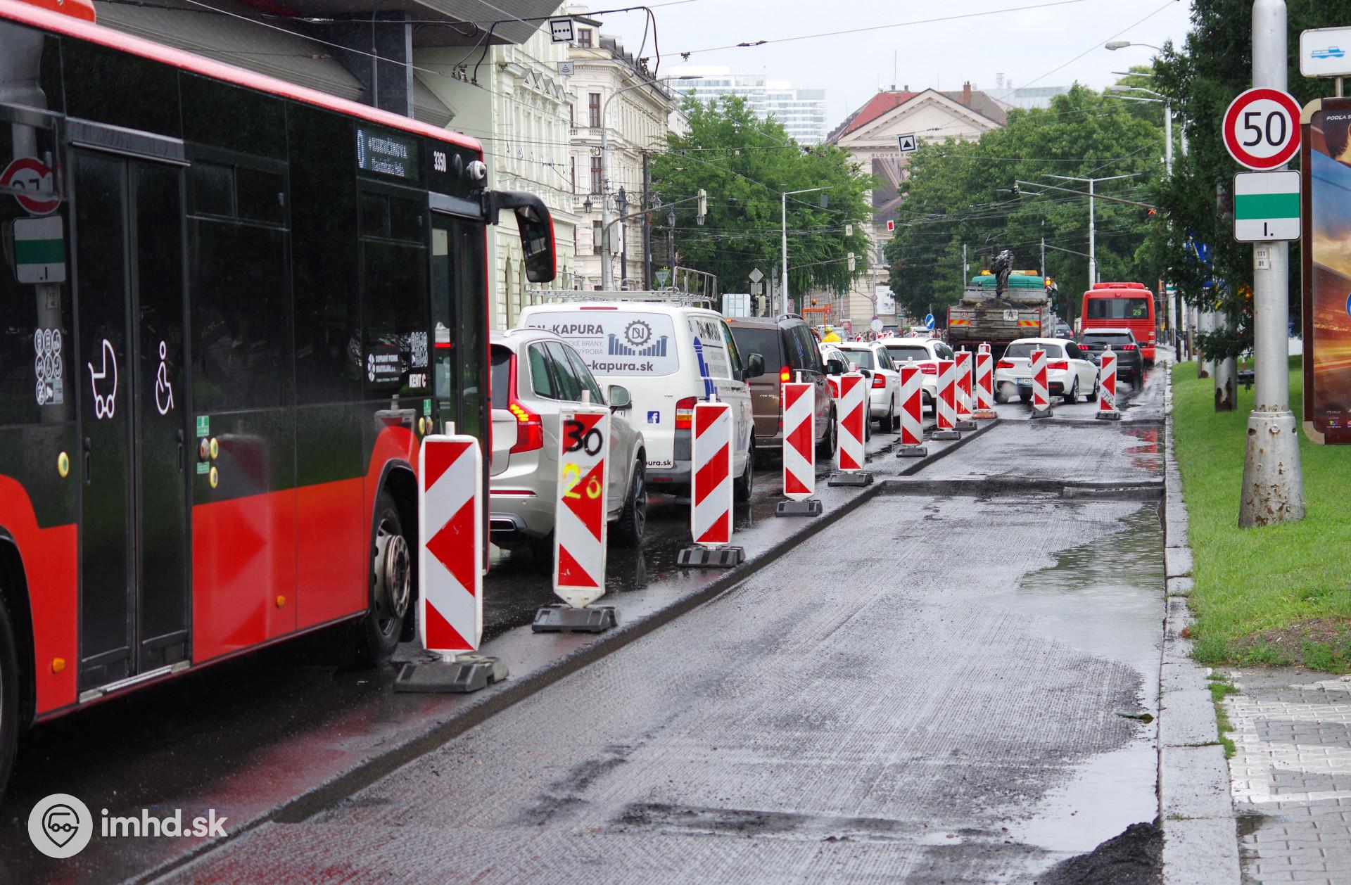 Oprava povrchu vozovky na Rázusovom nábreží • imhd.sk Bratislava