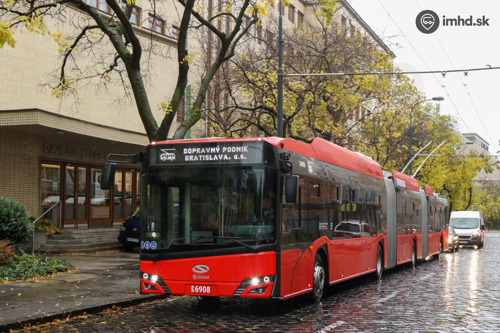 Trojčlánkový trolejbus Škoda-Solaris Trollino 24 • imhd.sk Bratislava