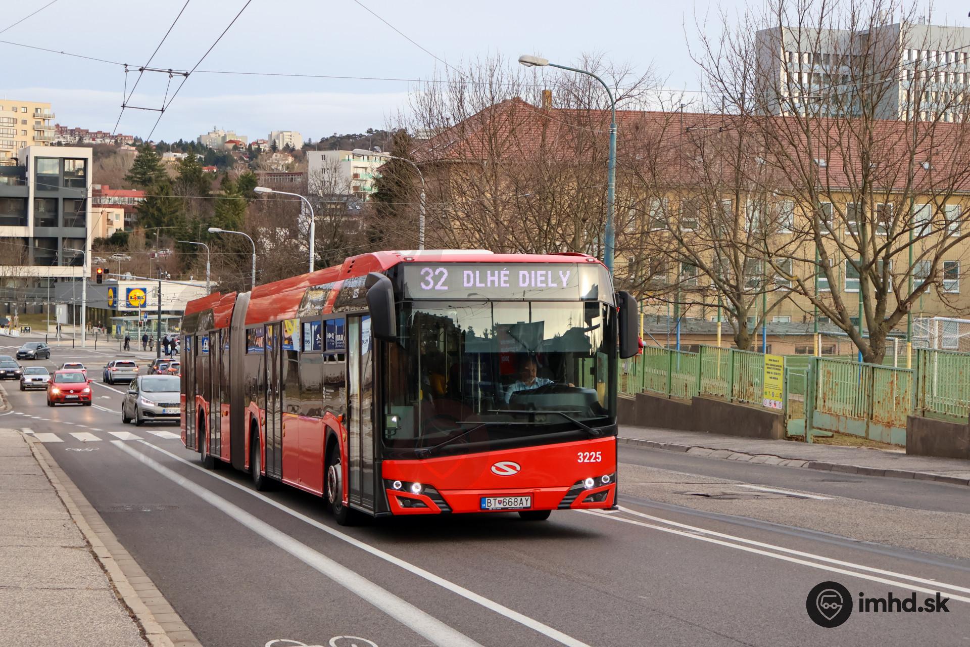 Solaris New Urbino 18 #3225 • imhd.sk Bratislava