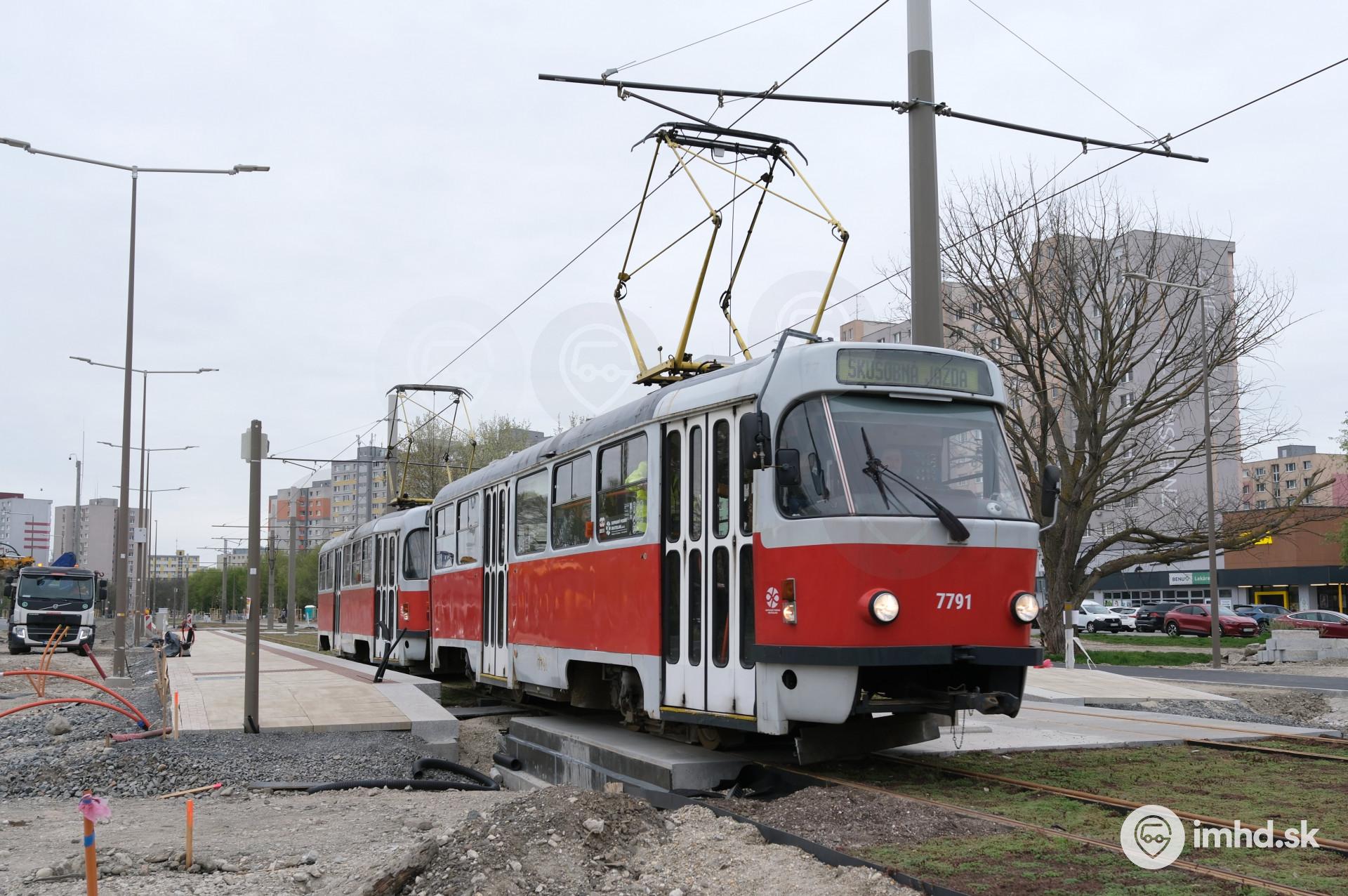 Aprílové skúšobné jazdy električiek v Petržalke (15.4.2025) • imhd.sk ...