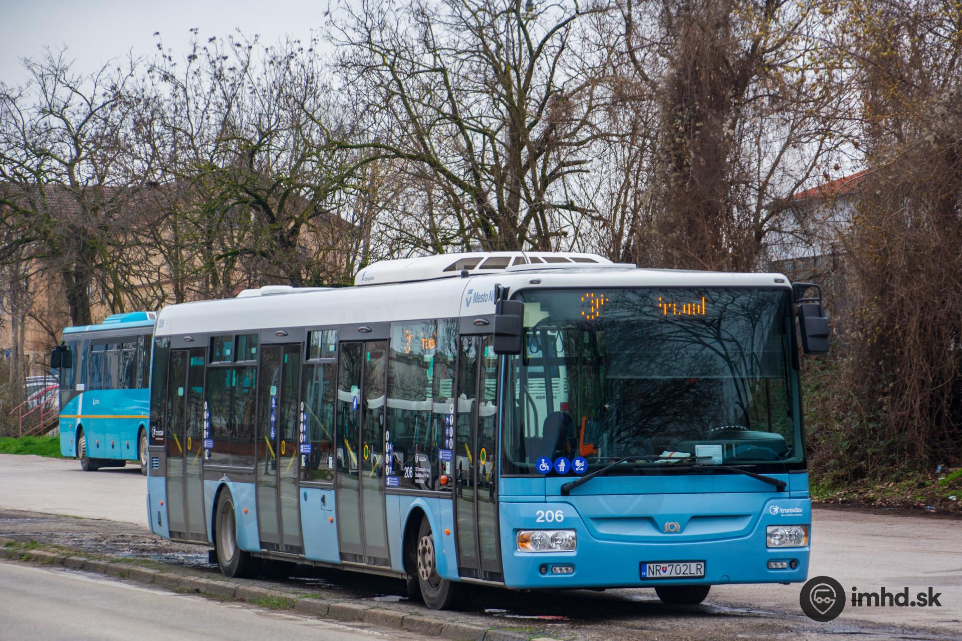 #NR-211KN, linka 407404, Levice, Ul. Ľudovíta Štúra, zastávka ...