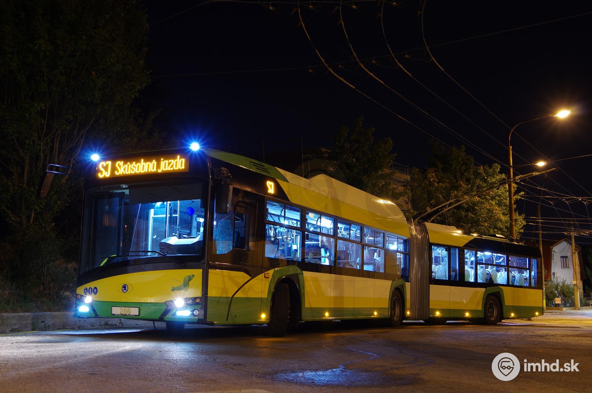 Škoda 27 Tr Solaris #266 na skúšobnej jazde v Bratislave • imhd.sk Žilina